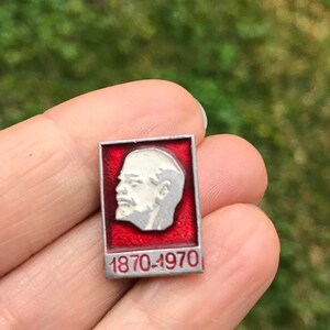 Socialist Pin Vintage Soviet Lenin Pin Soviet Communist Red USSR Flag ...