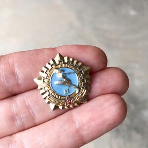 Soviet Russian Pin USSR Pin USSR GTO Sport Pin Badge Soviet Propaganda ...