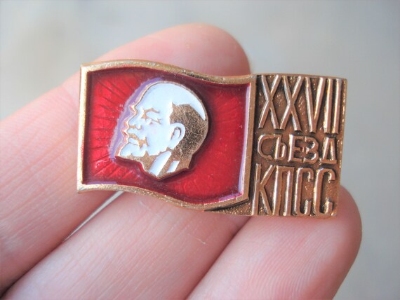 Vintage Pin Soviet Lenin Pin Socialist Leader Pin Bad… - Gem