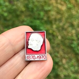 Socialist Pin Vintage Soviet Lenin Pin Soviet Communist Red USSR Flag ...