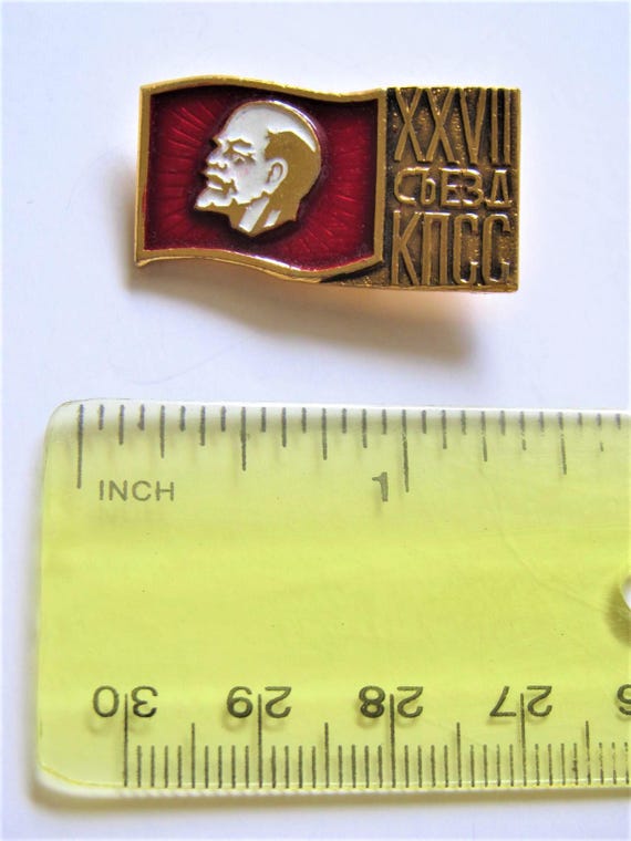 Vintage Pin Soviet Lenin Pin Socialist Leader Pin Bad… - Gem