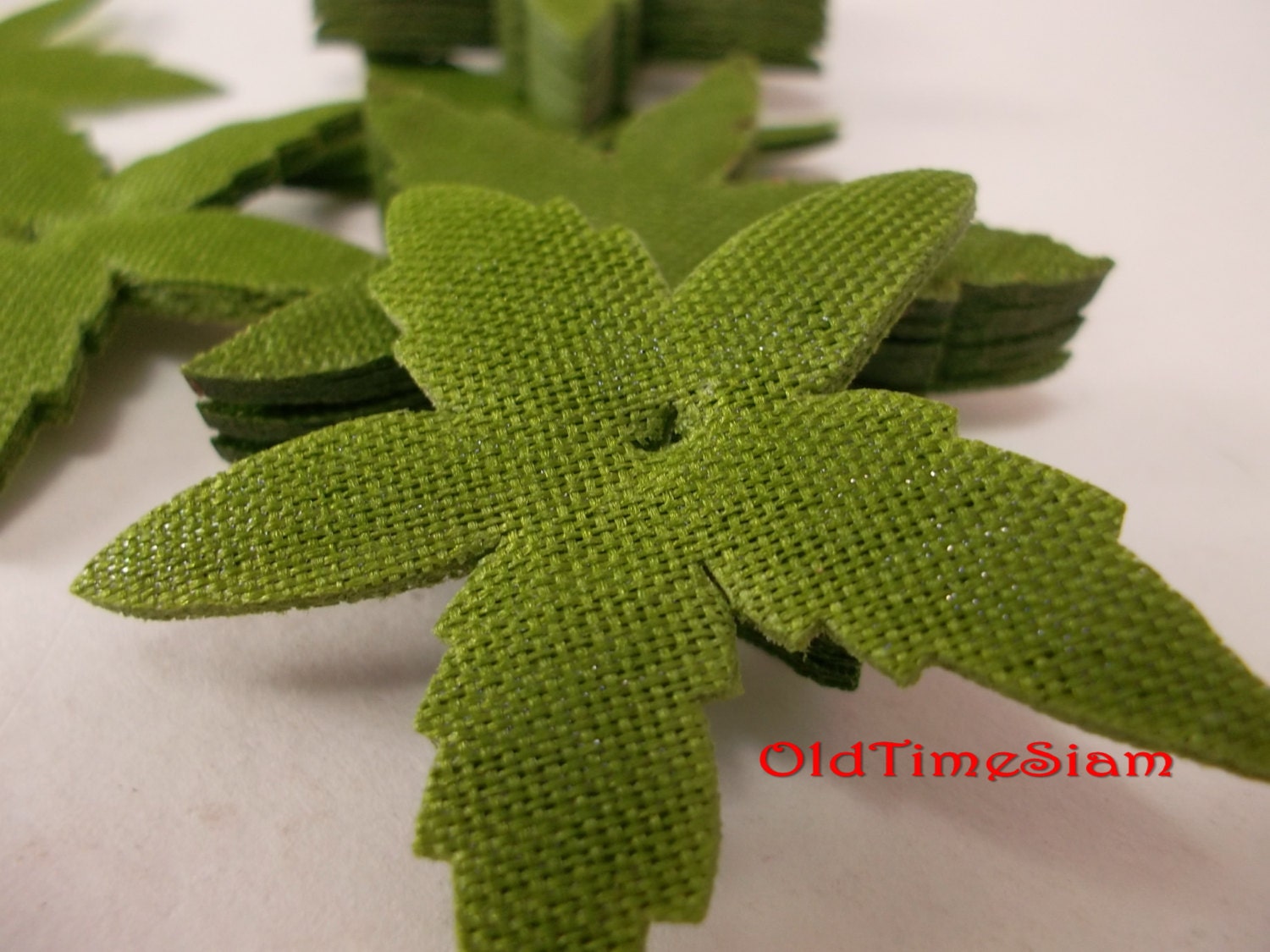 Supply 100 Sepals Petal Size 1.5 Inch Fabric Green Torus Sepal Calyx ...