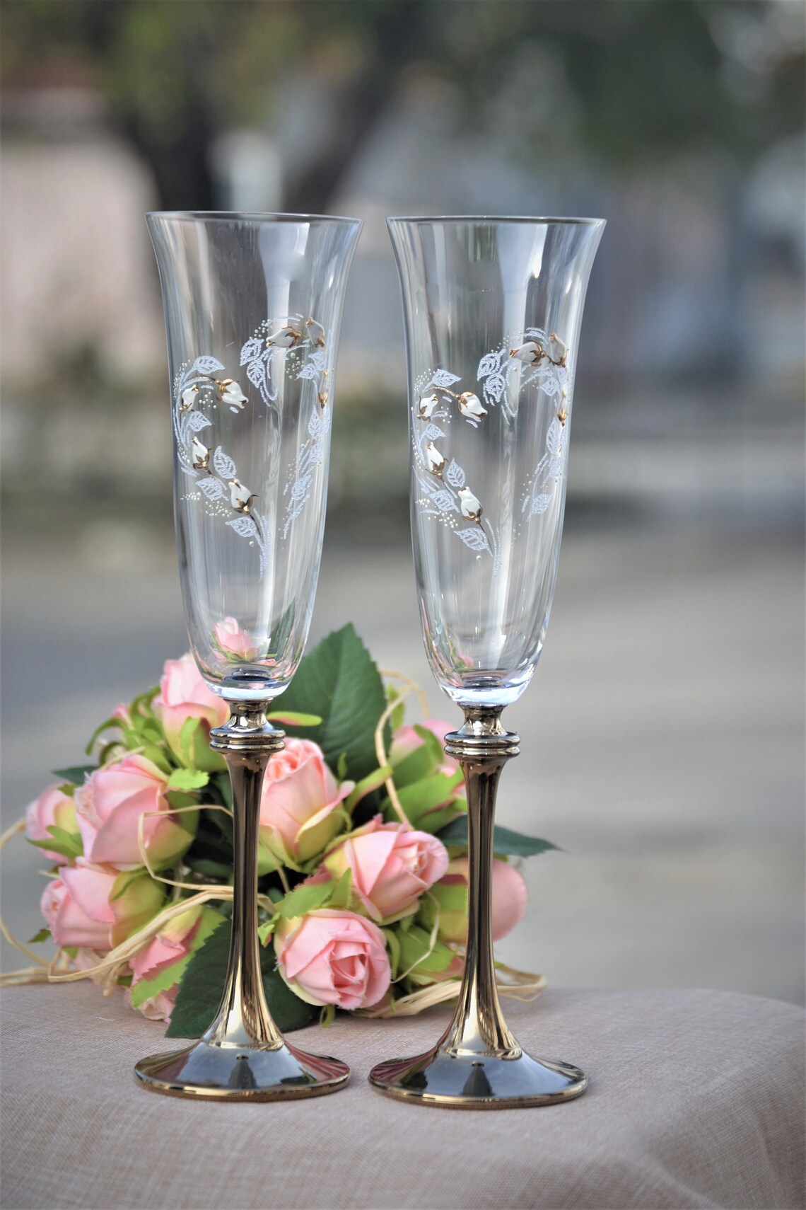 Toasting Glasses for Wedding Champagne Flutes With Whreath of - Etsy