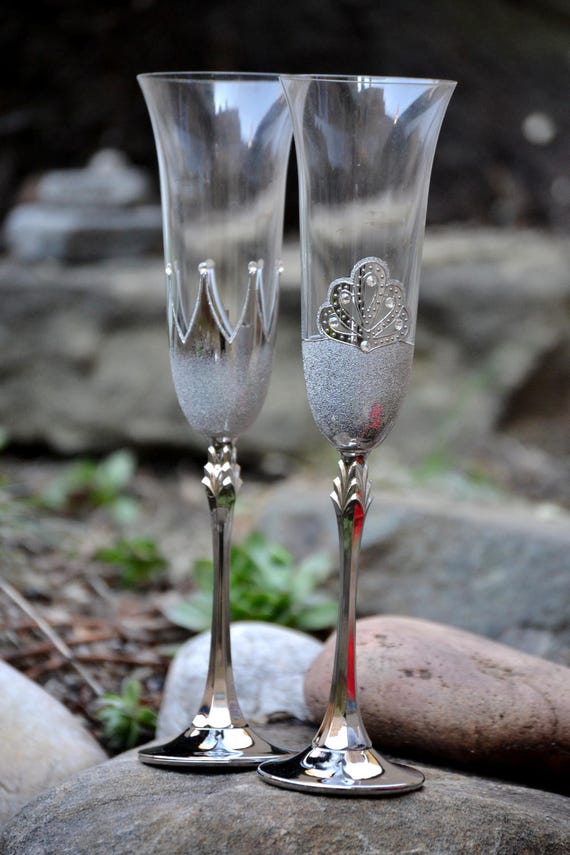 Toasting Flutes for Wedding Champagne Flutes King and Queen Crown Glasses Bride Groom Glass Mr and Mrs Wedding Toast Glass Etsy UK