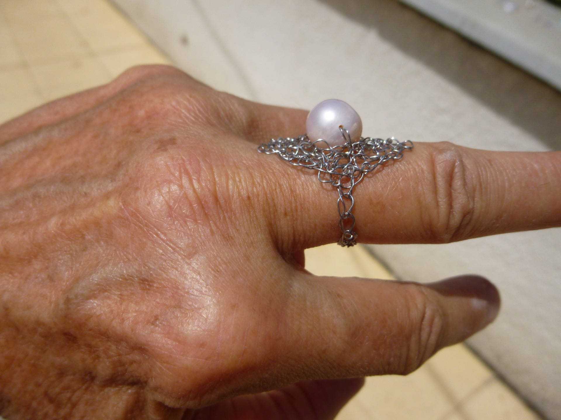 Grey Gold Thread Ring With White Pearl - Etsy