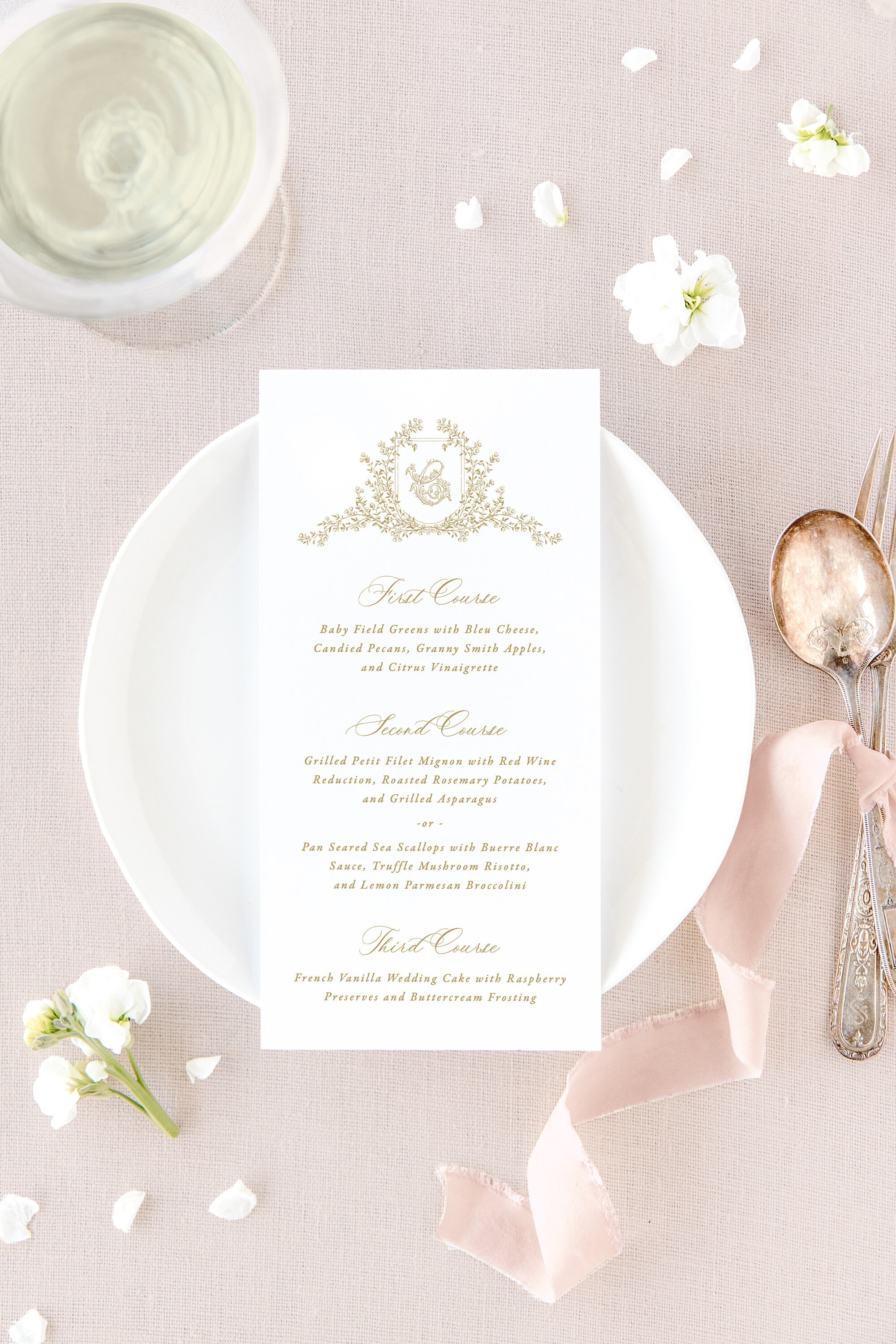Elegant Wedding Menu With Monogram, Classic Wedding Decor, Floral ...