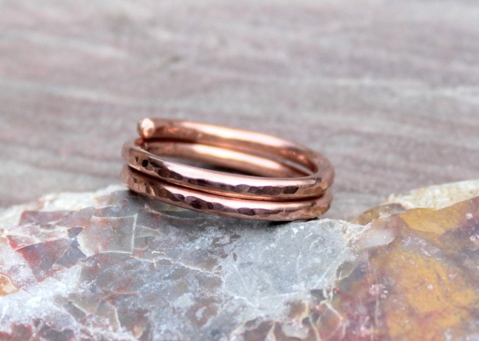 Hand Hammered Copper Ring, Minimalist Two Loop Design - Etsy