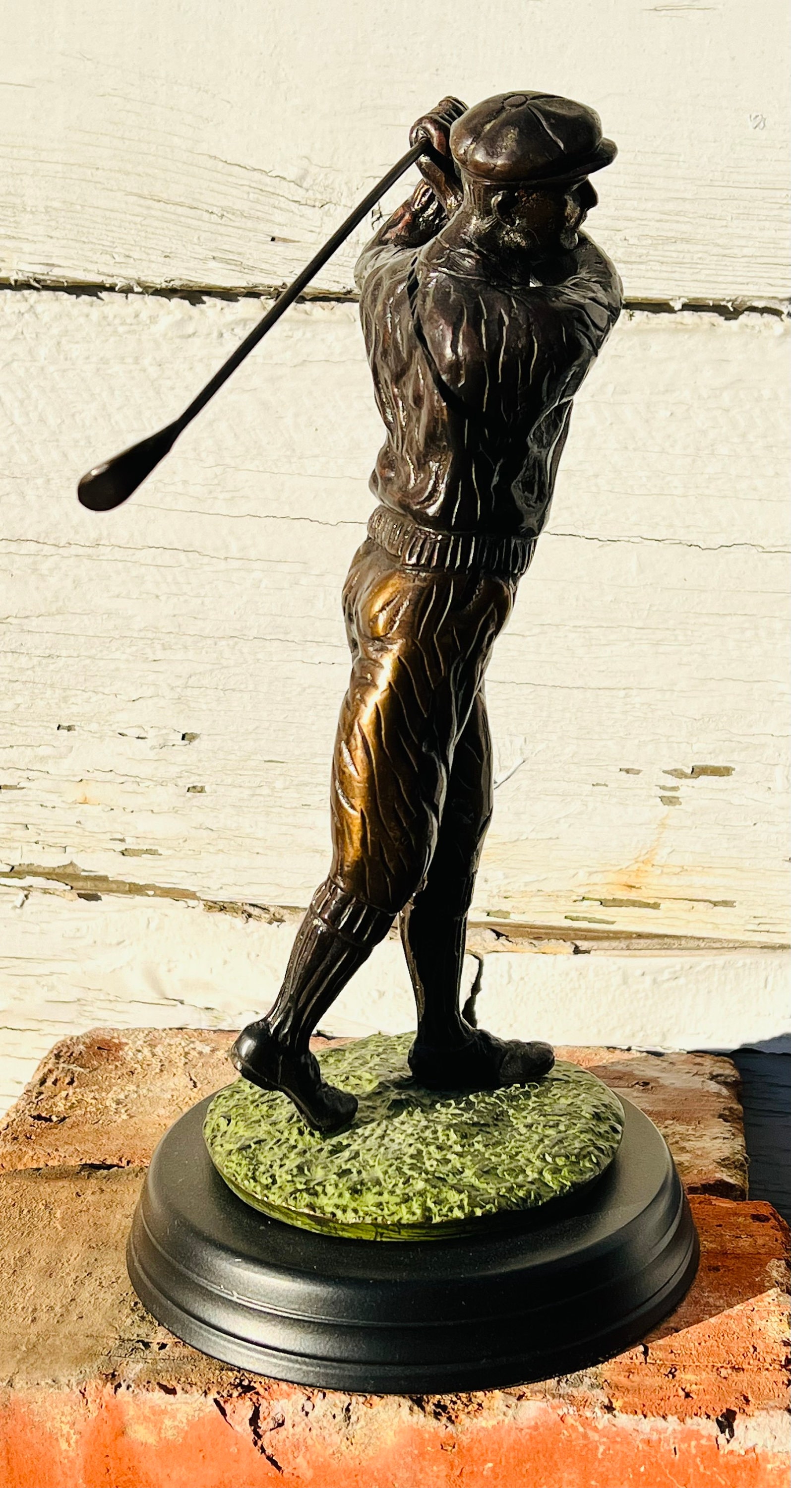 Castilian Bronze Golfer Statue - Etsy