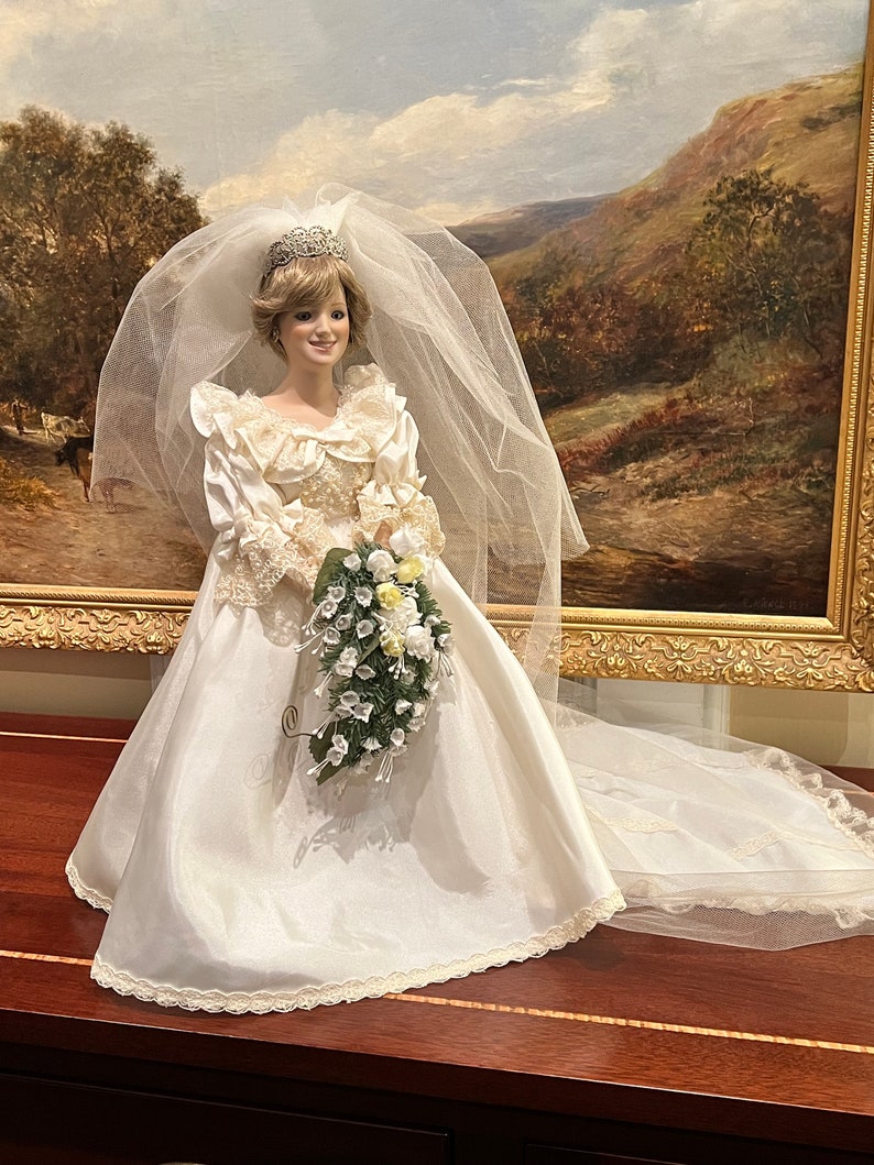 Danbury Mint the Princess Diana Bride Doll Royal Wedding Dress Original ...