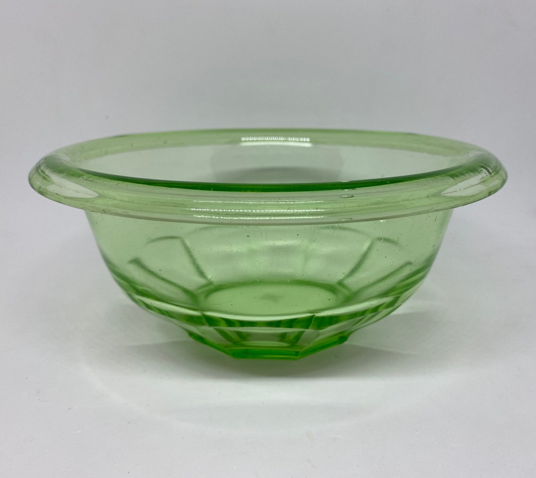 Mixing Bowl Rest Well Green by HAZEL-ATLAS - Etsy