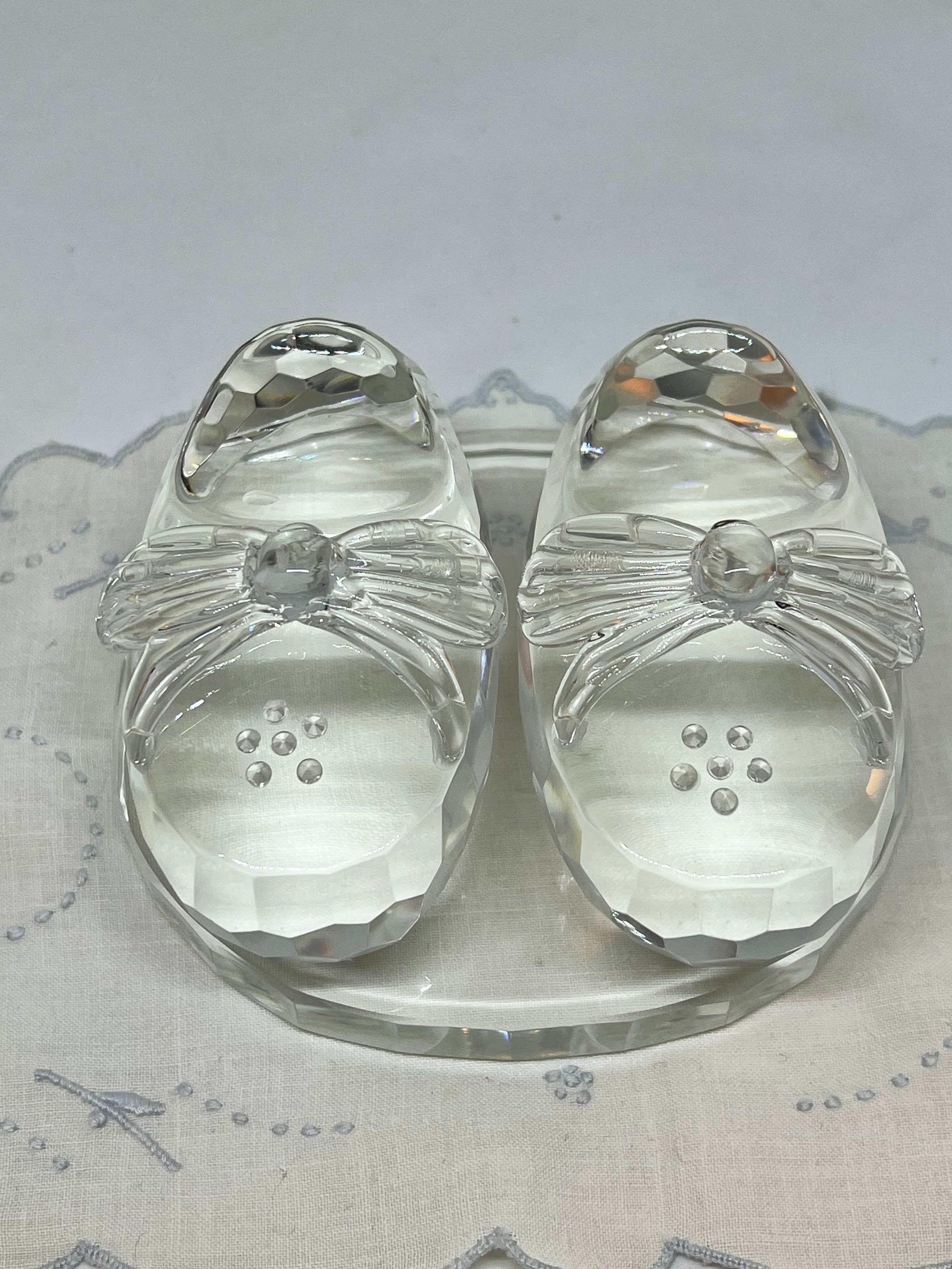 Paperweight Shannon Cut Crystal Baby Booties - Etsy