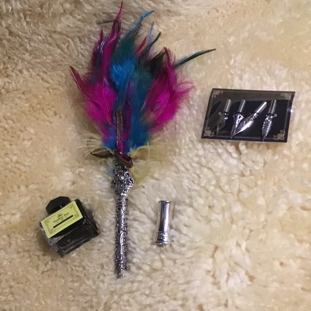 Feather Quill Pen, Gorgeous Quill Pen for All Your Magical Writings ...