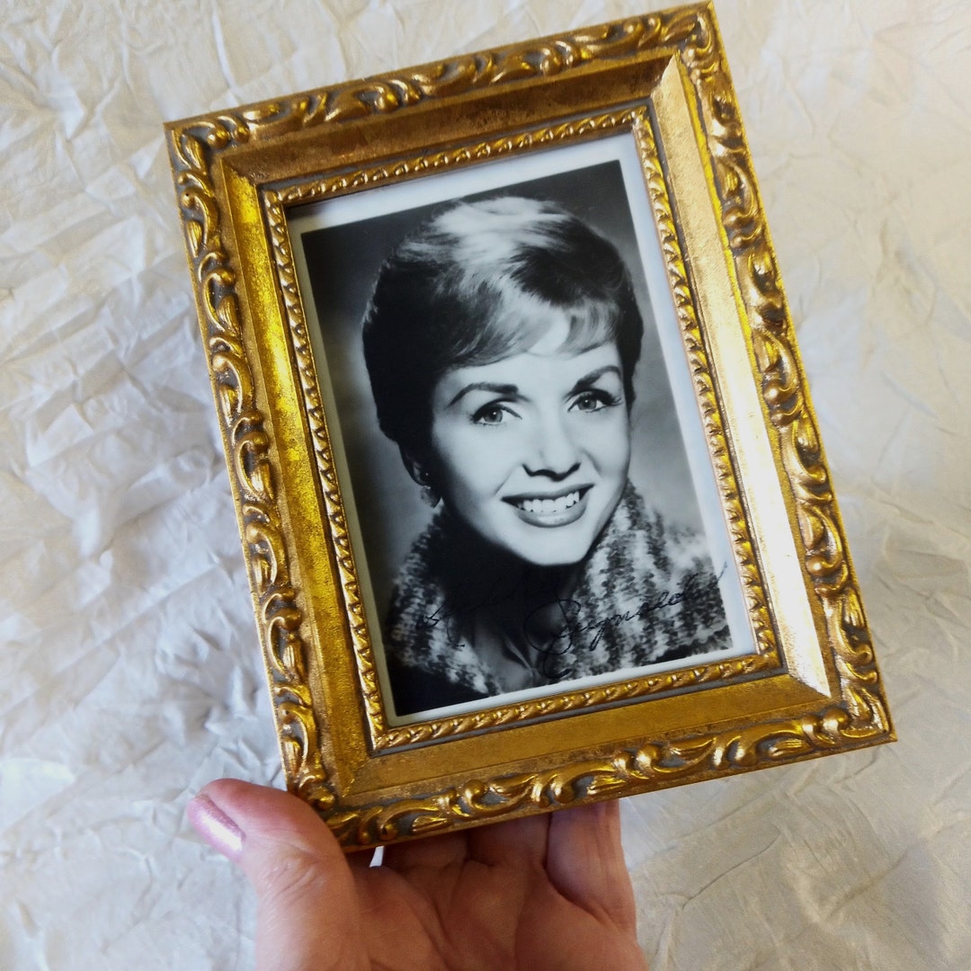 1960s Debbie Reynolds Signed Fan Photo in a Gilt Wood & Gesso Frame ...