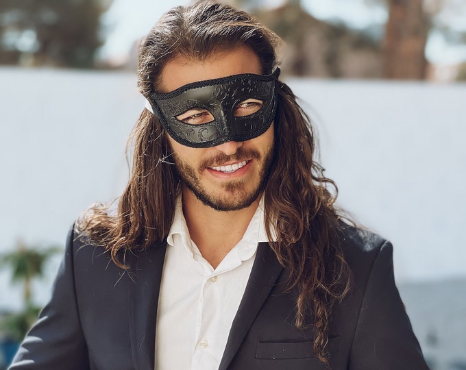 Phantom Masquerade Mask: Venetian Style Ball Mask - Etsy