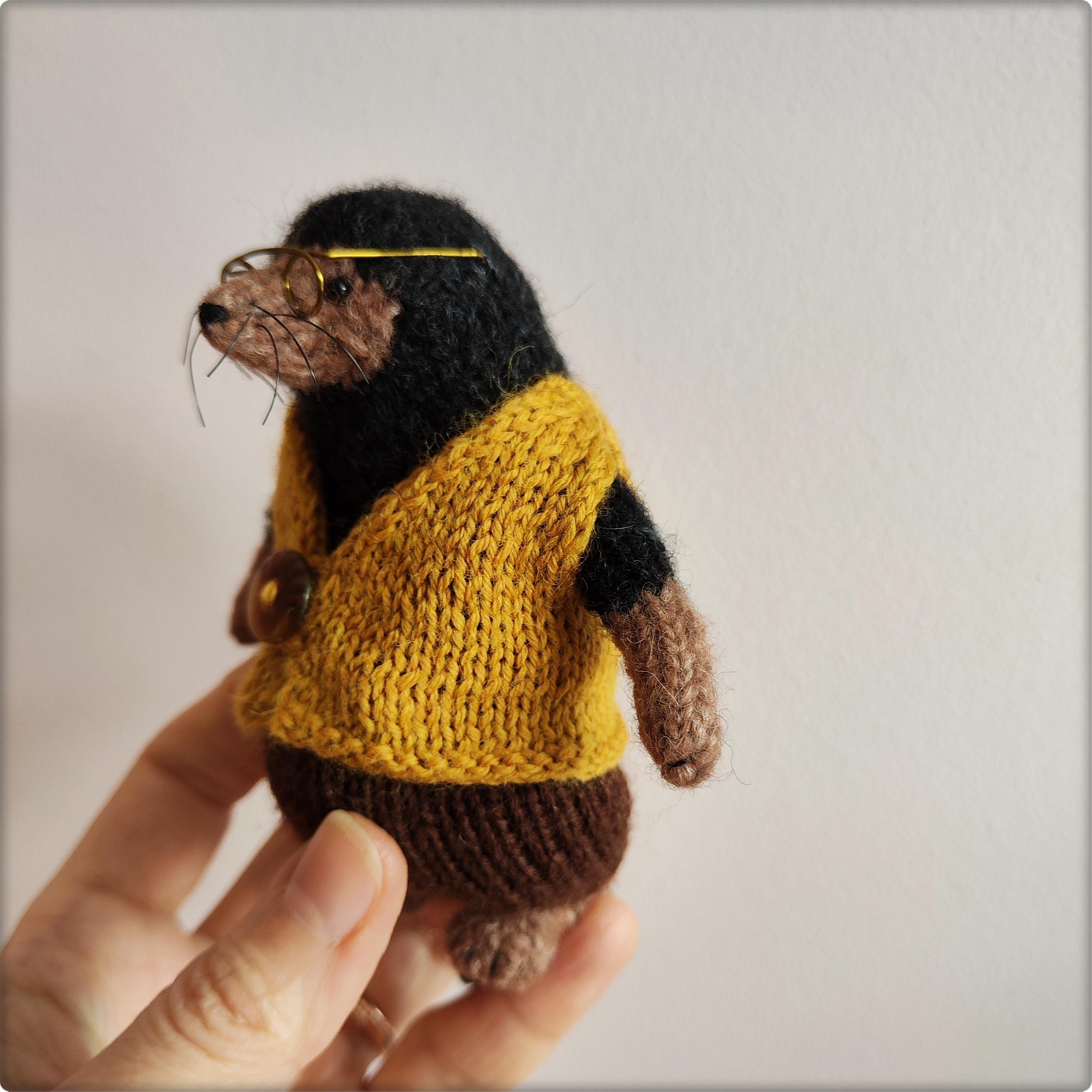 Knitted Mole Plush Toy, Dressed Moley From Wind in the Willows Stories ...
