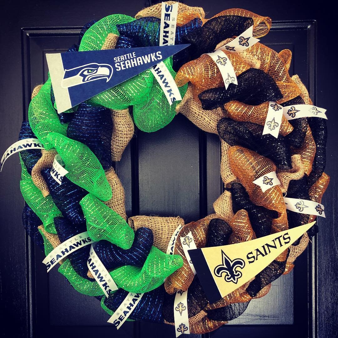 Custom Made House Divided Wreath: Seattle Seahawks / New - Etsy