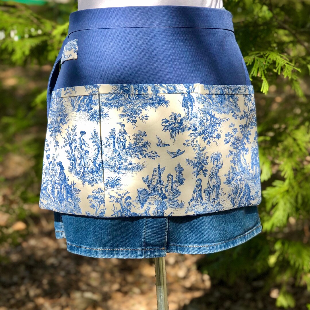 Blue French Toile Garden Apron With Pockets - Etsy