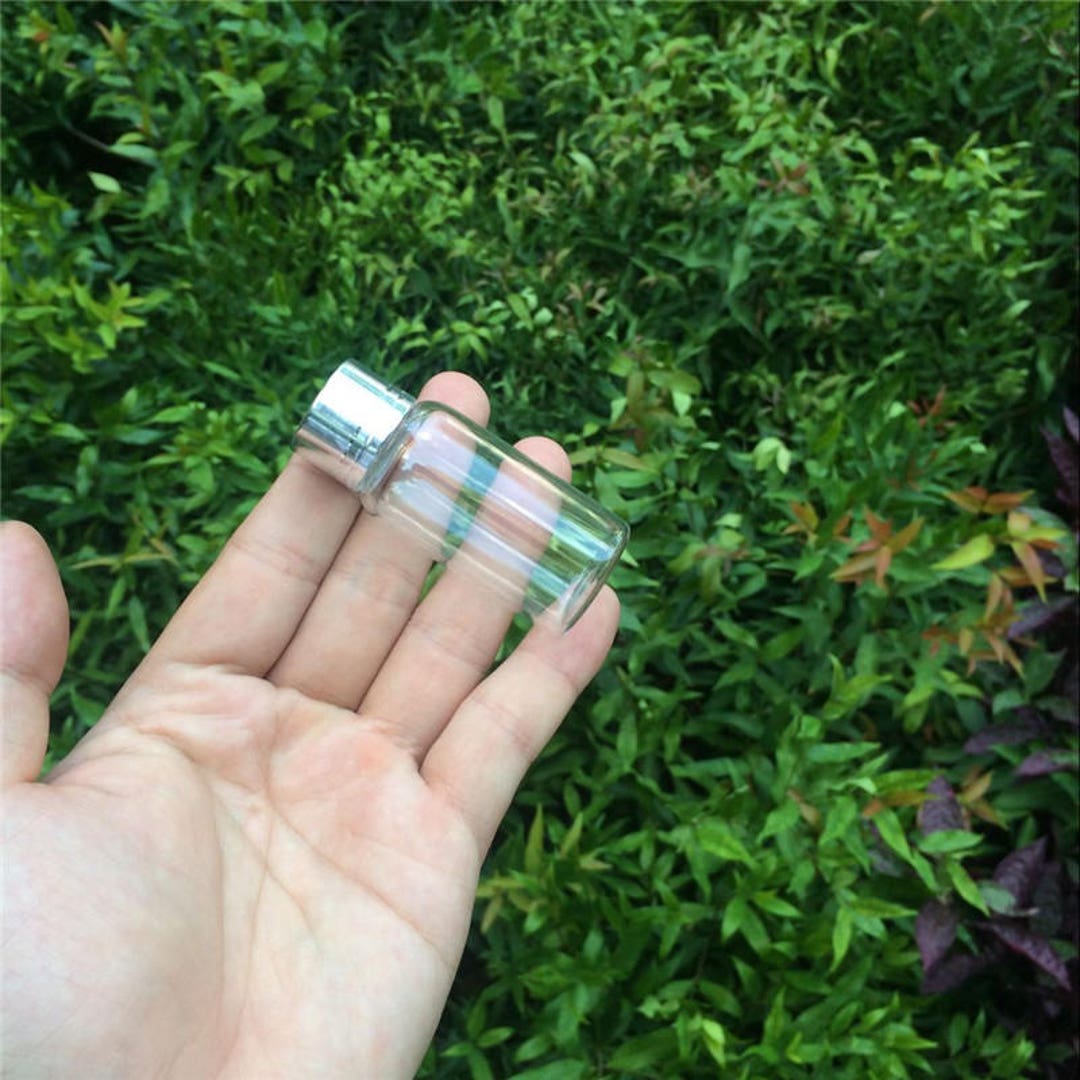 50pcs 8ml 15ml 20ml 25ml Mini Glass Bottles With Metal Top for Weding ...