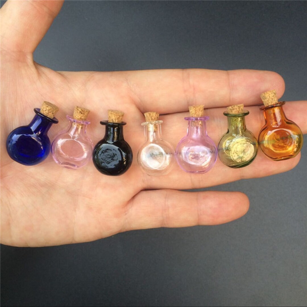 Mini Glass Color Bottles Oblate Round Bottles With Cork Little Bottles ...