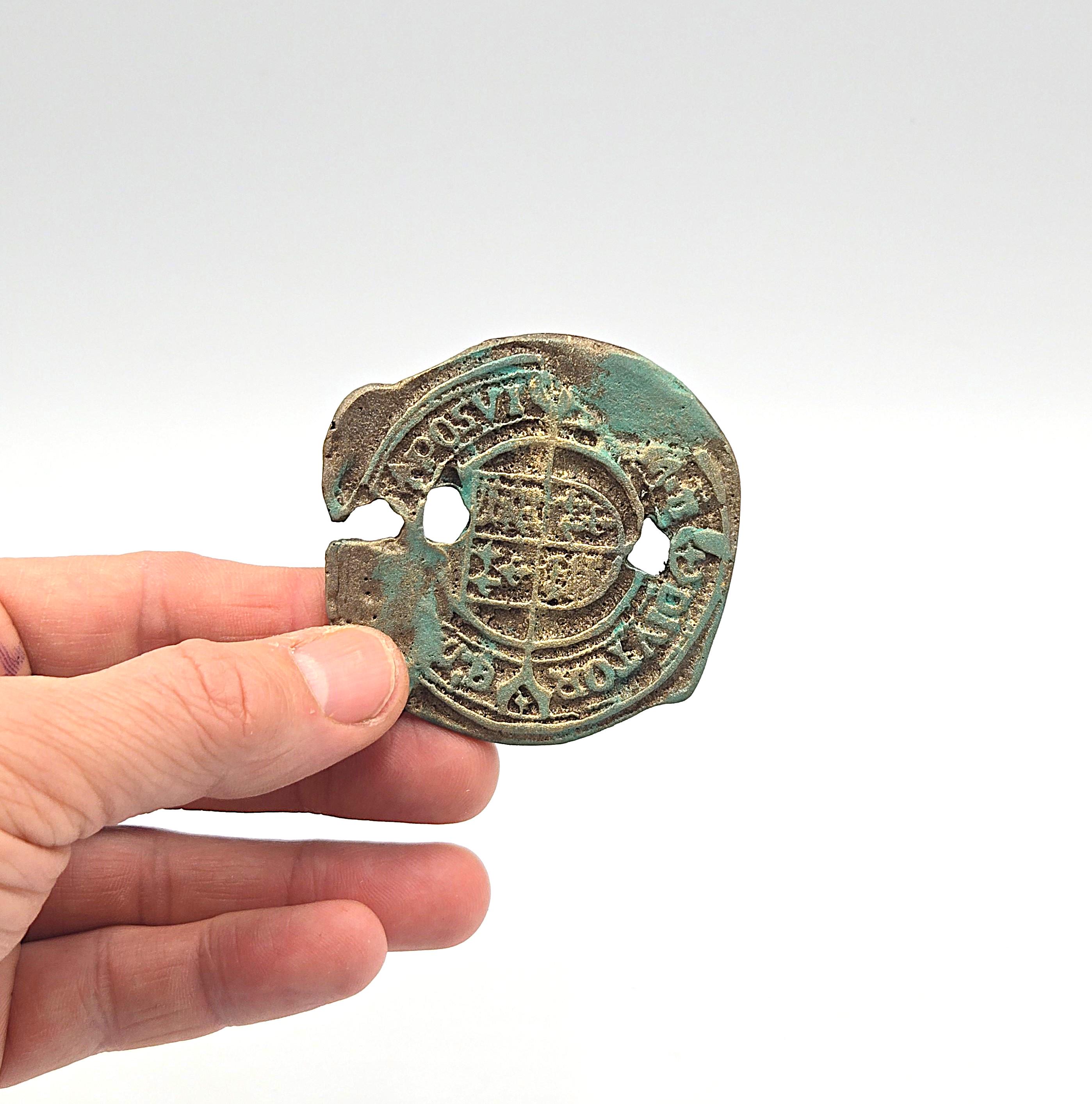 The Goonies Skeleton Key Replica + Doubloon + Stand. Film Prop - Etsy