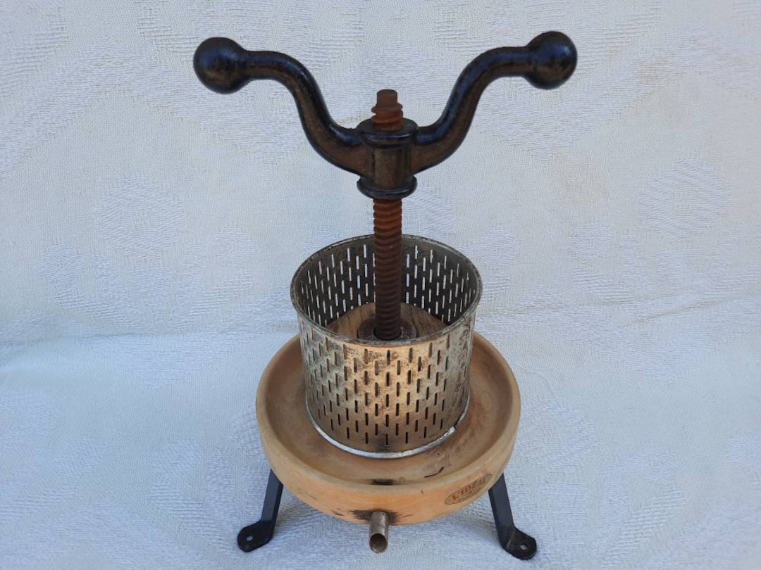 Vintage Table Top Fruit Press Juicer Oil Strainer Jam Preserves Freshly ...