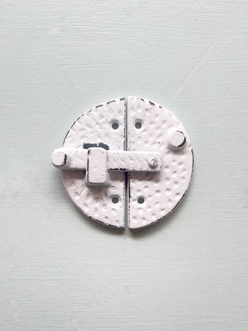Round Cabinet Door Latch, Metal Hasp, Iron Latch, Gate Lock, Rustic ...