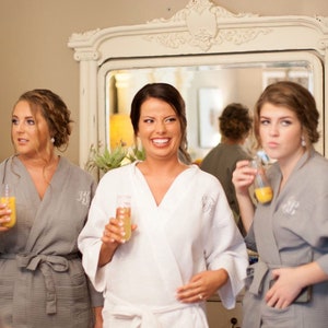 SALE Personalized Bridesmaid Robes, Waffle Kimono Bridal Robes ...