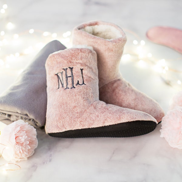 Monogrammed Slippers - Etsy