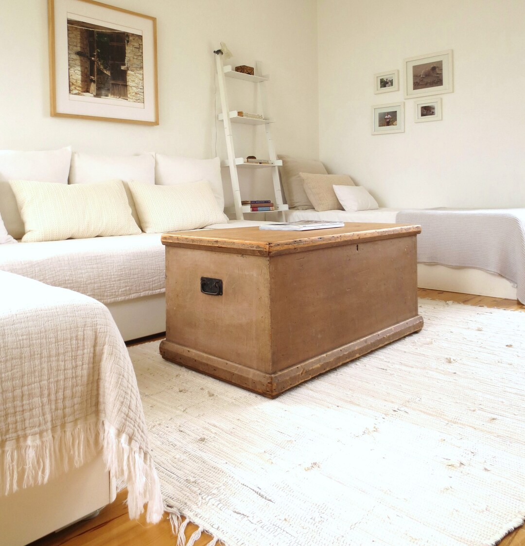 Antique Blanket Box - Etsy