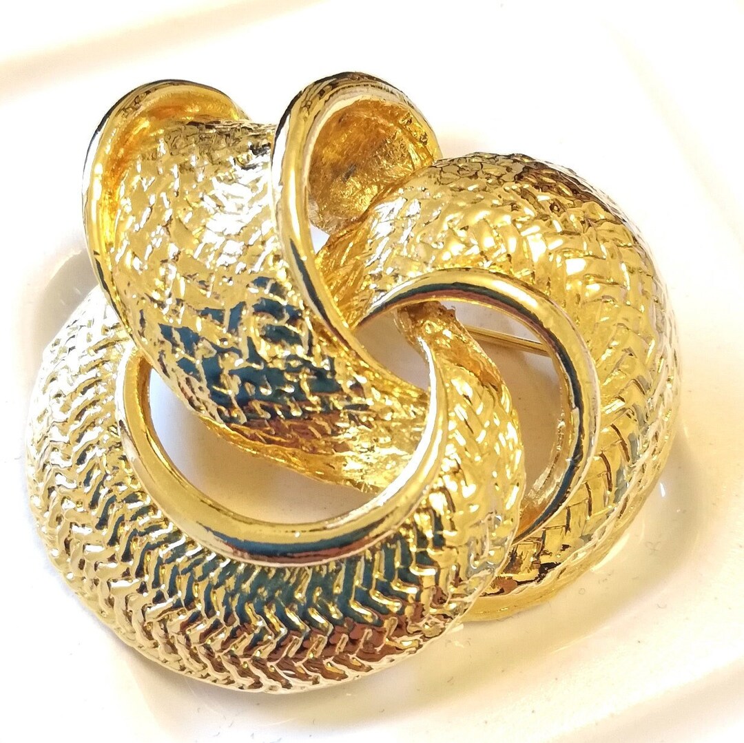 Textured Gold Tone Spiral Brooch Vintage Statement Lapel Pin Infinity ...