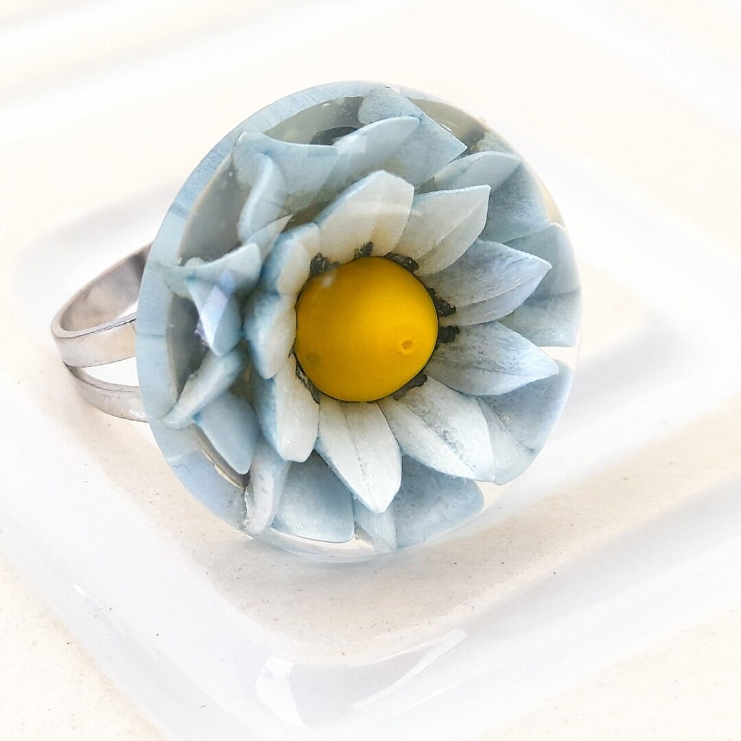Vintage Plastic Flower Ring Boho 1980s Jewellery Gift for Her - Etsy
