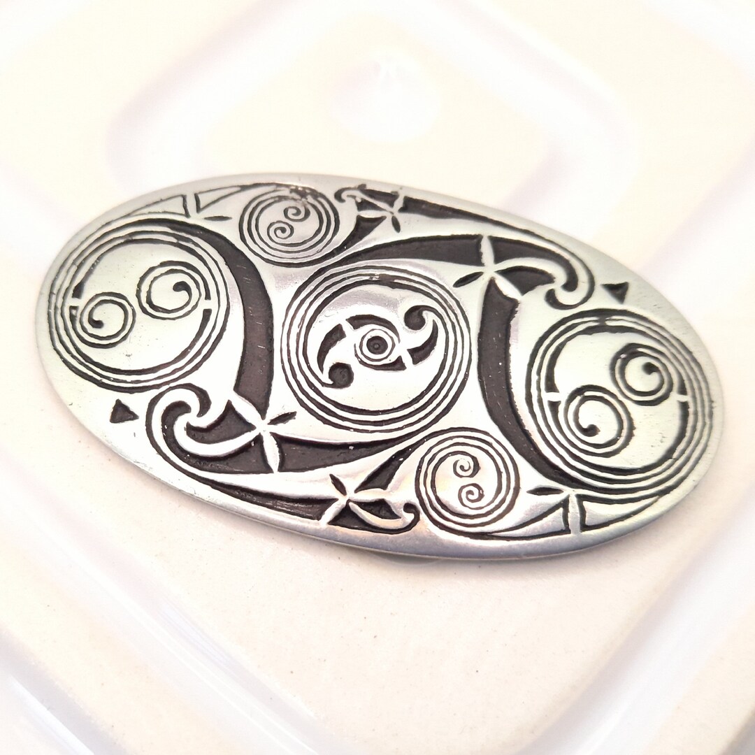 St Justin Celtic Knot Brooch Vintage Pewter Mystical Jewelry - Etsy