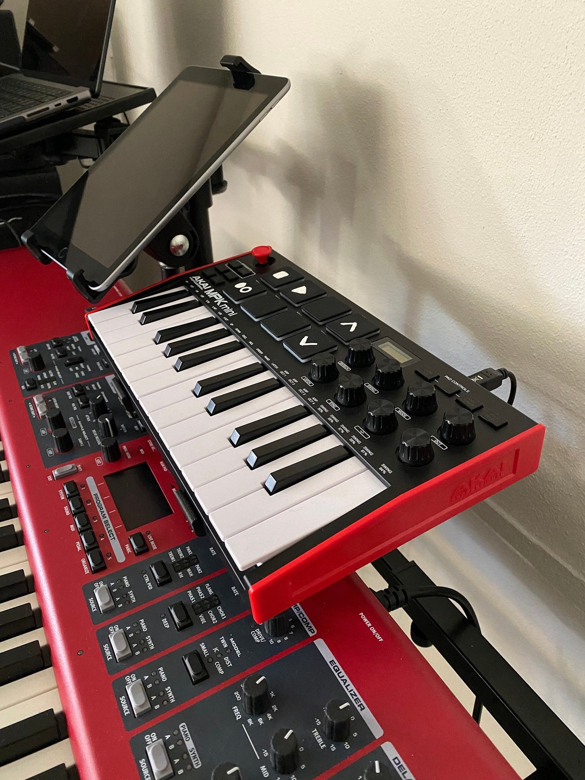 Nord Keyboards Keyrise MIDI Controller Laptop Foot - Etsy