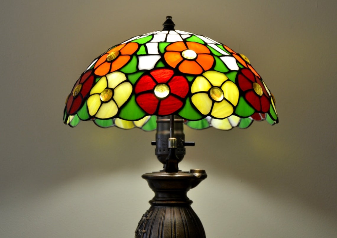 Spring Table Lamp / Easter Stained Glass Lamp / Spring Bouquet | Etsy