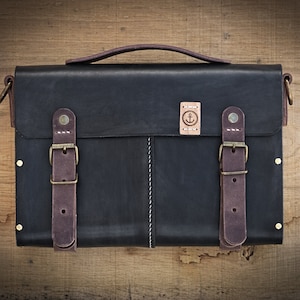 Shoulder Bag in Vegtanned Leather and Beech Wood. Handbag, Leather and ...
