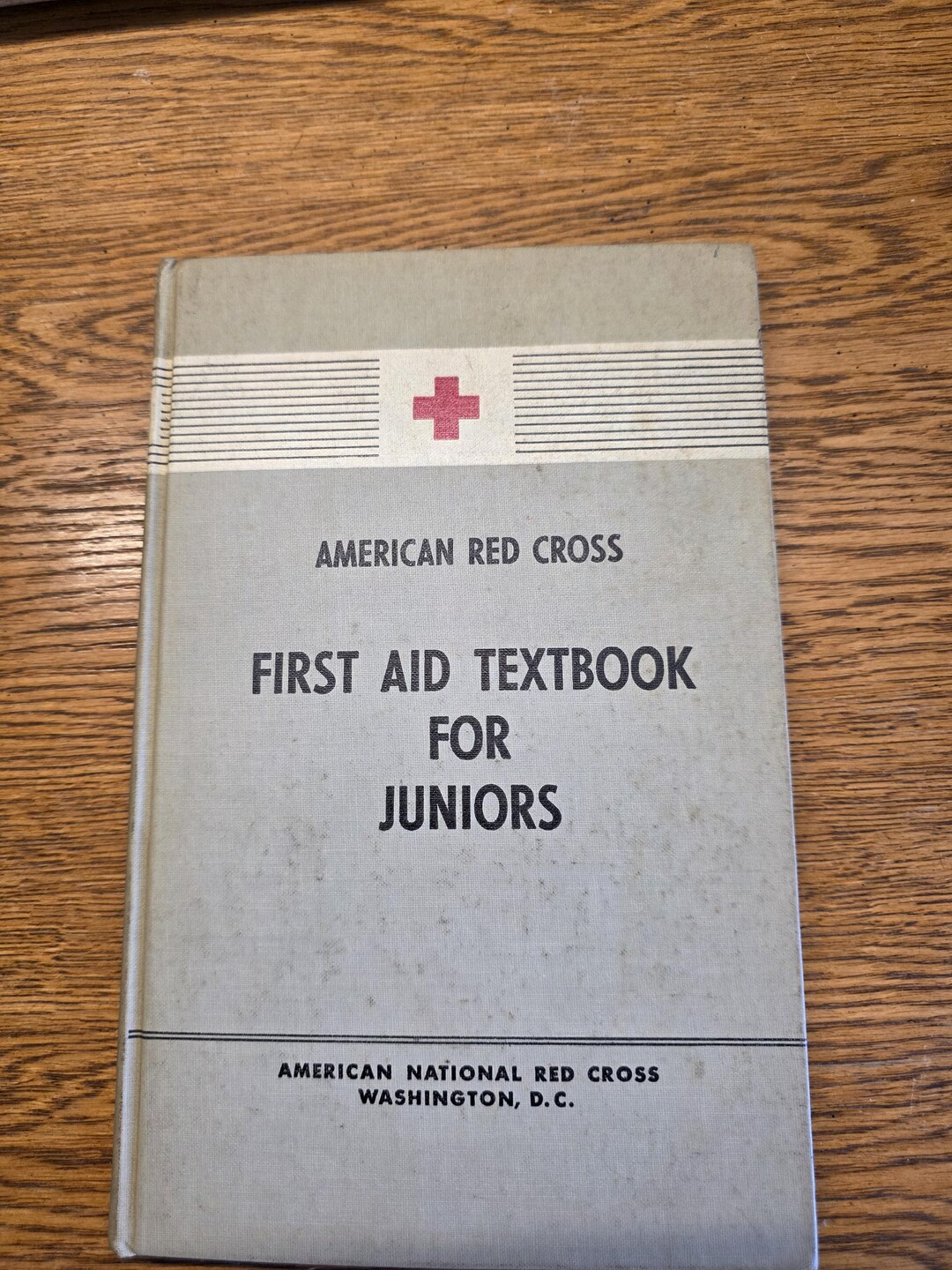 American Red Cross First Aid Textbook for Juniors - First Edition 1949 ...