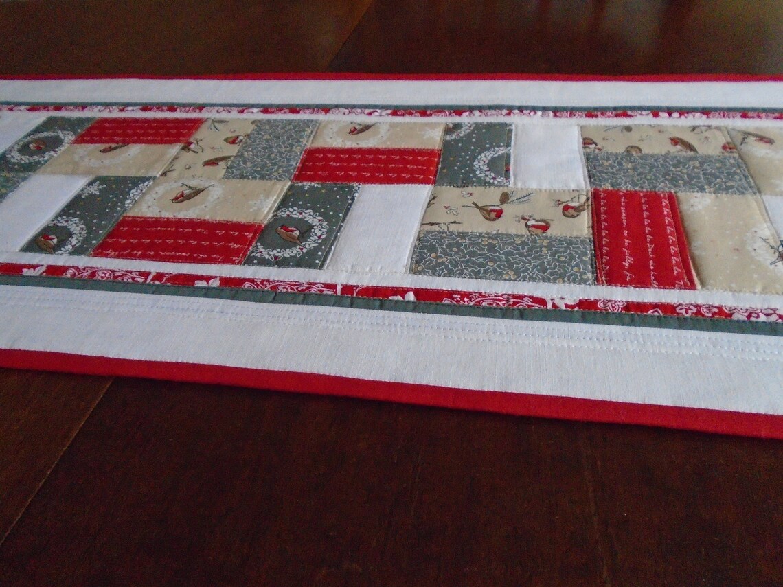 Christmas Quilted Table Runner Quilted Table Runner - Etsy