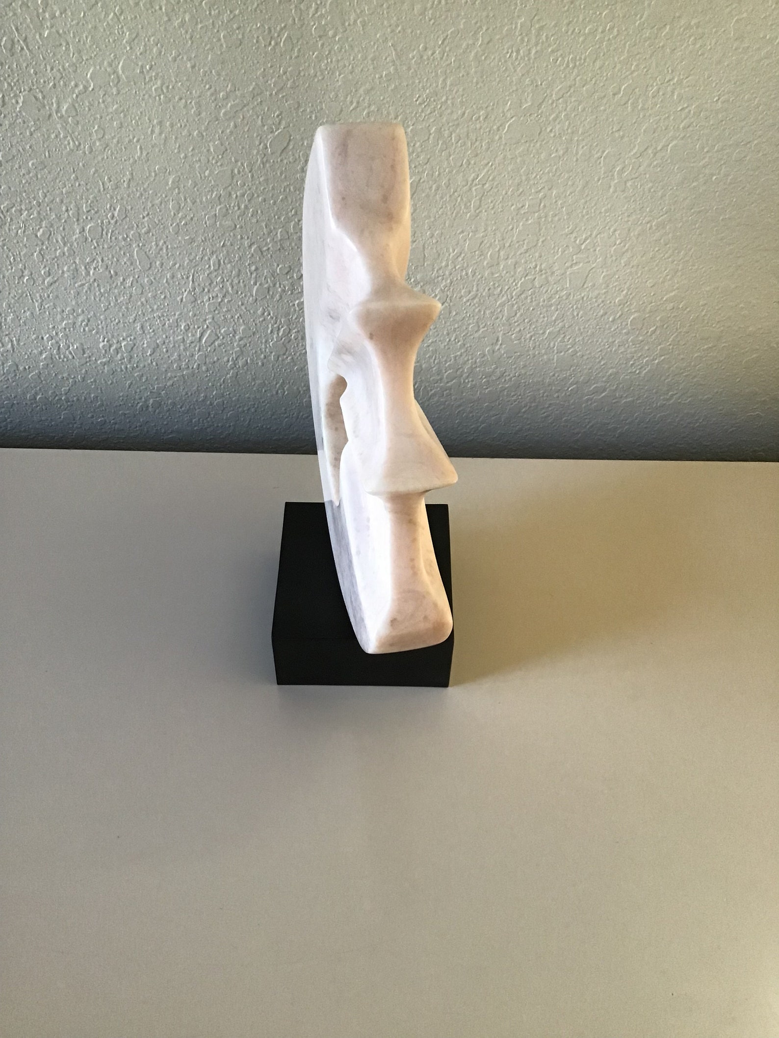 Alabaster Stone Abstract Sculpture, by Carolyn Beard, 1985 - Etsy