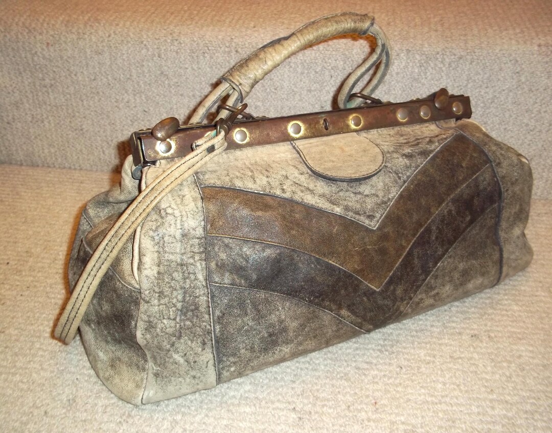 Vintage Large Grey Distressed Leather Gladstone Bag, Shoulder Bag ...