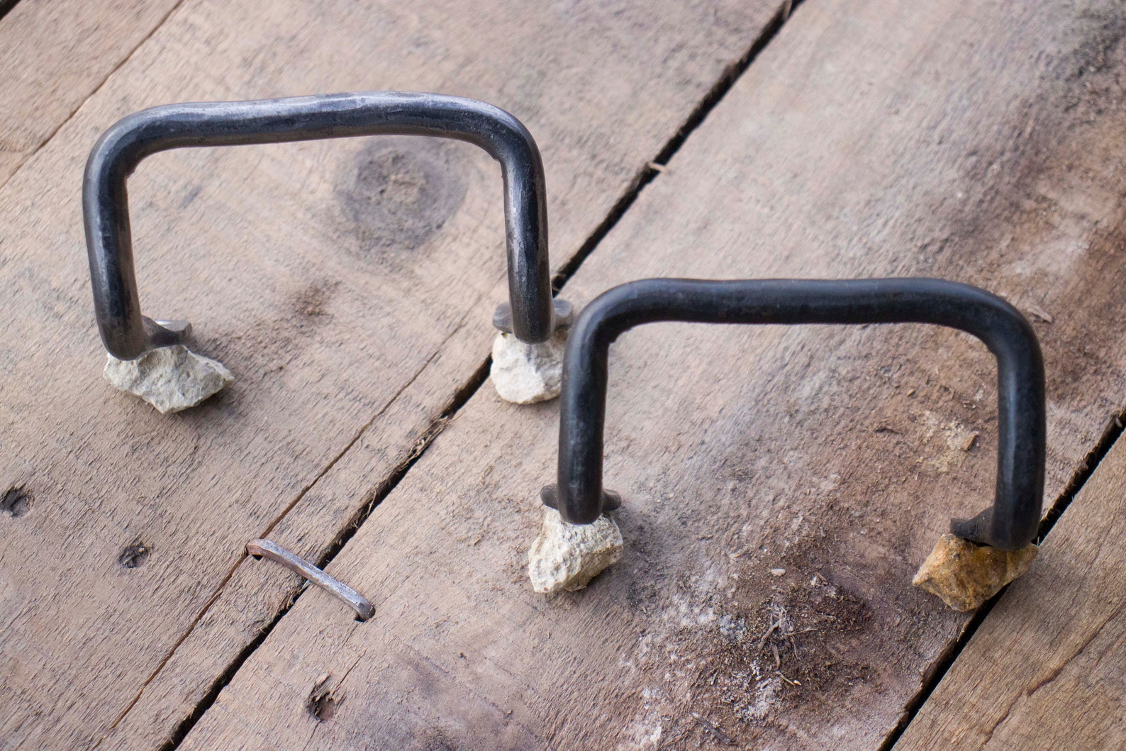 Hand Forged Heavy Duty Side Mount / Under Mount / Small Wall Rack Bent ...