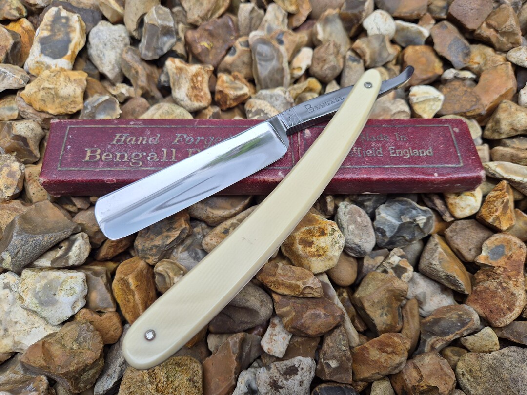 Sheffield Straight Razor Bengall by T.r.cadman&sons 5/8th Shave Ready ...