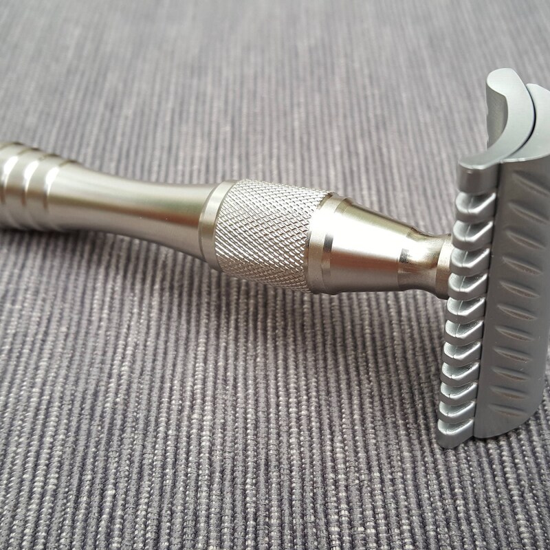 Razor - Etsy