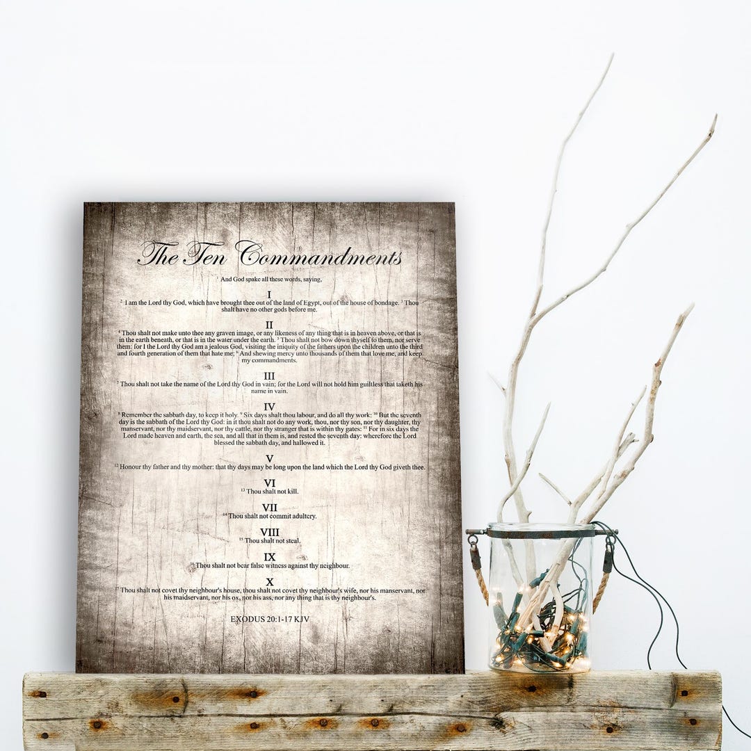 The 10 Commandments: Aged Wood Plaque, Christian Gift for Men, Husband ...