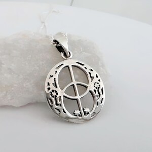Sterling Silver Chalice Well Pendant Necklace, Celtic Sterling Silver Chalice Well Symbol ...
