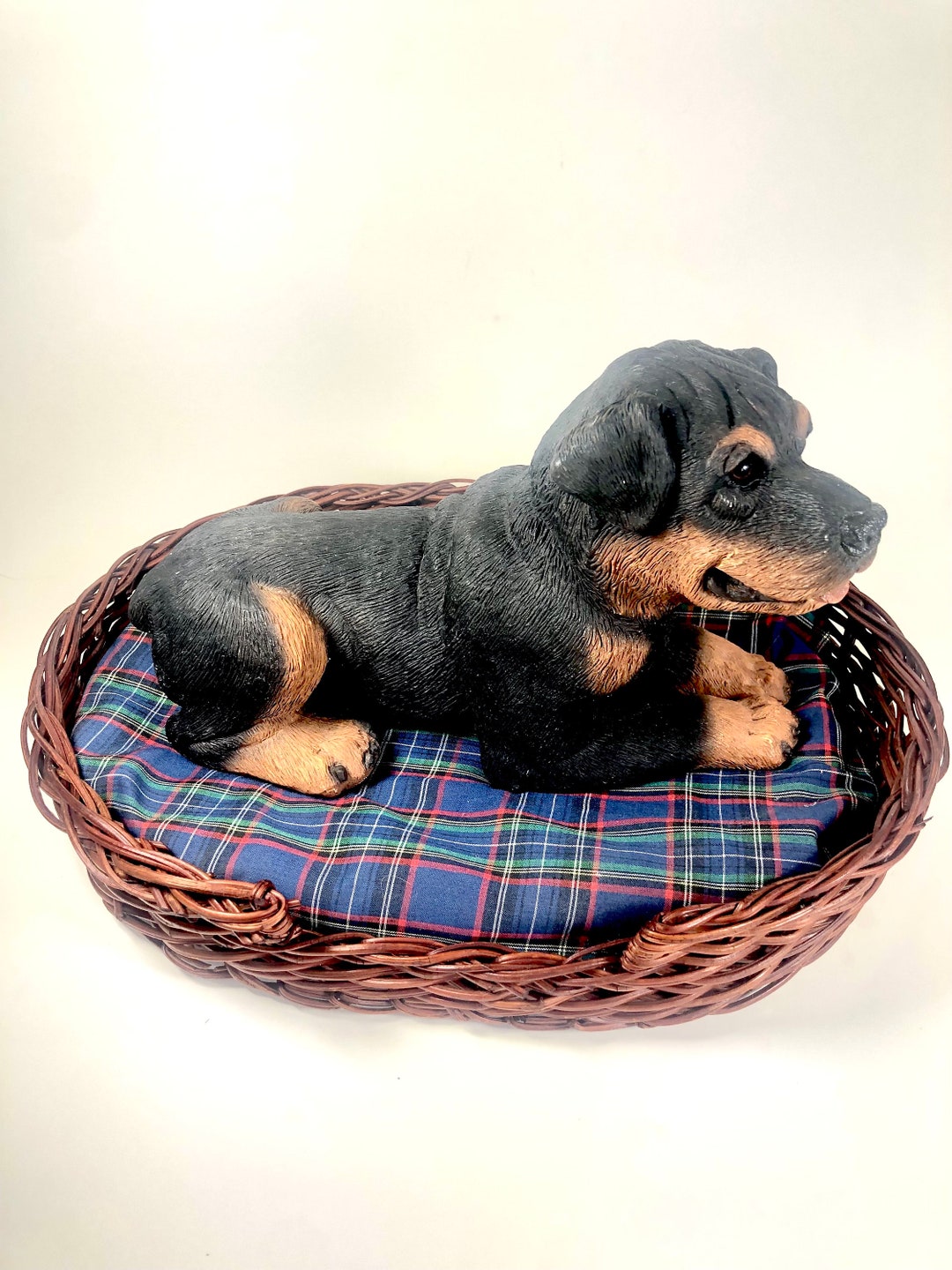 Classic Critters Rottweiler Statue CC-067 United Designs Animal ...