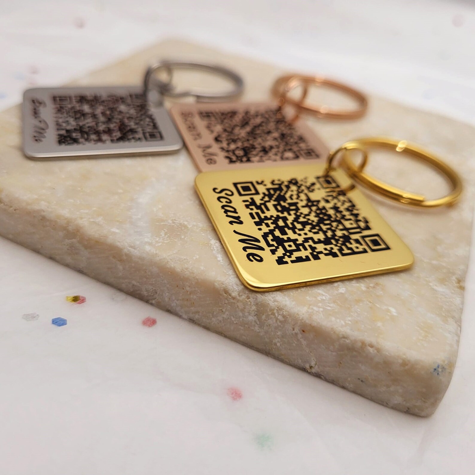 Personalised QR Code Keychain. Customized Metal QR Code Key Chain Rose ...