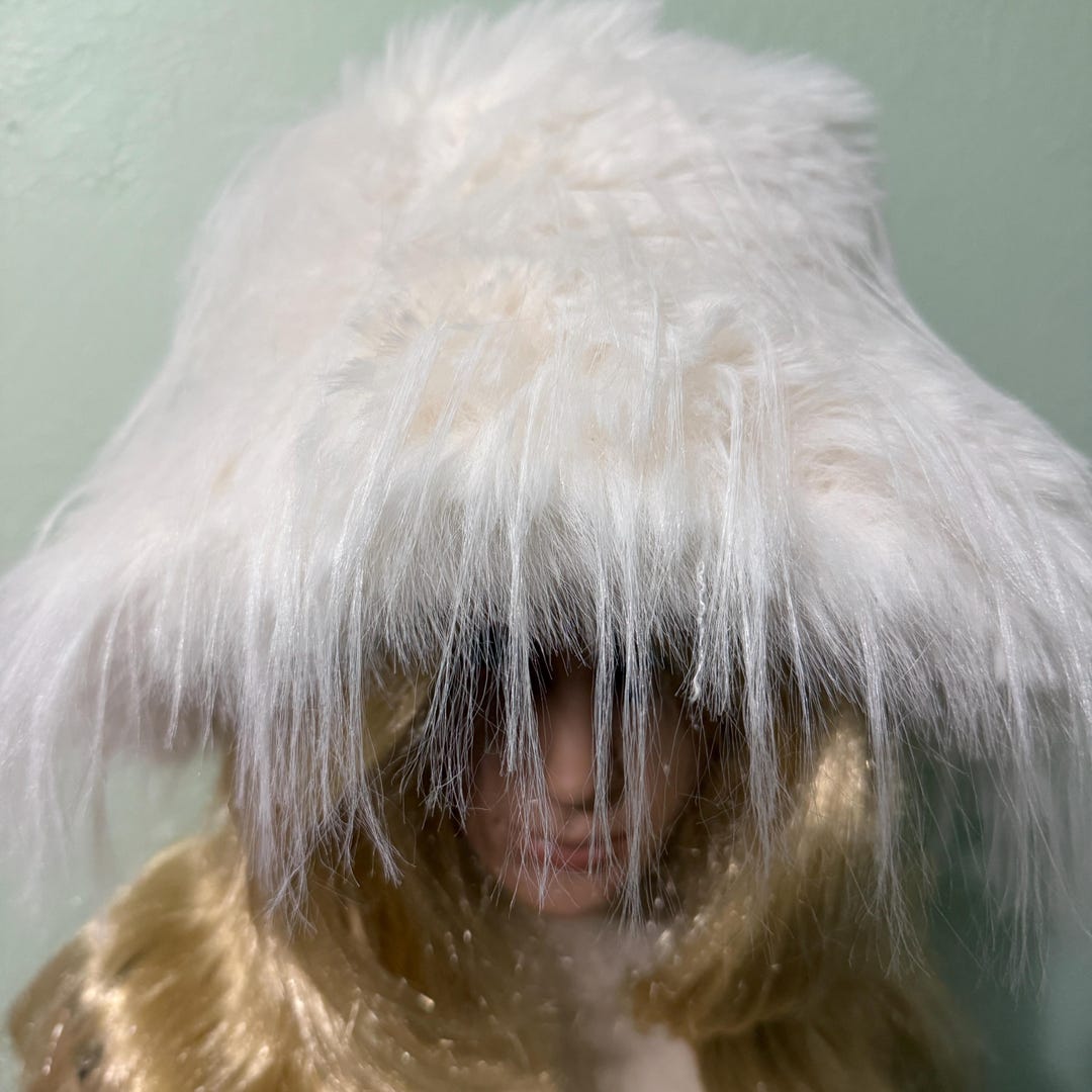 Beautiful White Fluffy Hat With a Feather Look. Very Soft and Warm. Fun ...