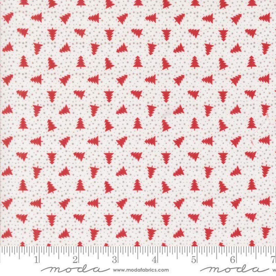 Berry & Pine Trees 5245 Snow - Moda Fabrics - Christmas Dots Pine Tree ...