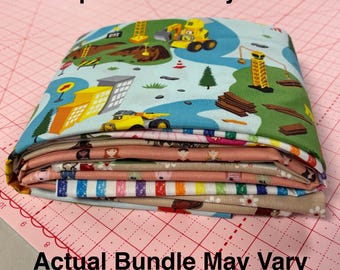 3 Yard Christmas Themed End of Bolt MYSTERY BUNDLE With Christmas ...