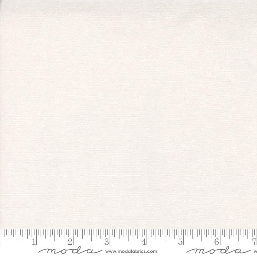 Itty Bitty Background Gatherings Flowers 49288 off White Wh - Moda ...